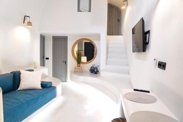 Art And Sky - Santorini