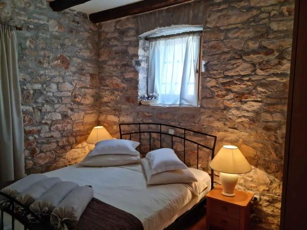 Apartment In Pula 33579 - Pula