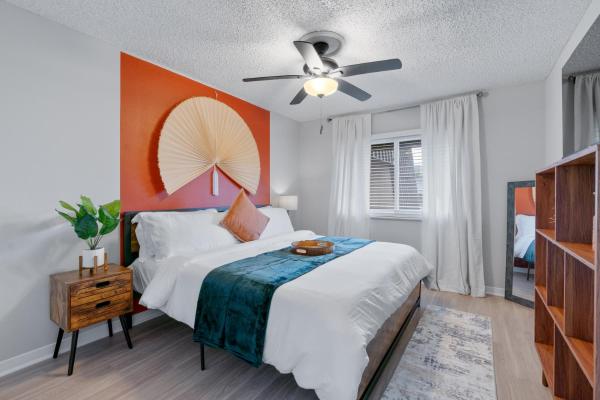 Austin Elegance - Austin, TX