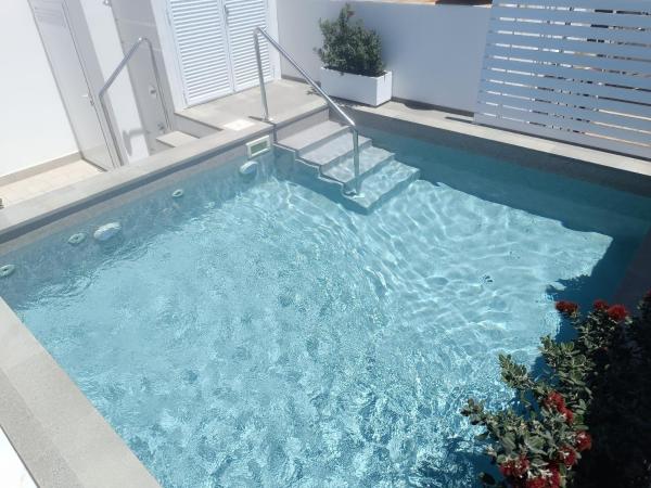 Apartamentos Turísticos Casa De Los Balcones - Chipiona