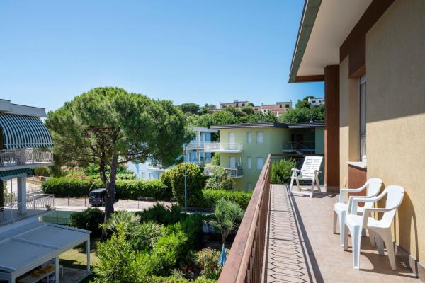 M153 - Marcelli, Nuovo Trilocale Con Terrazzo - Recanati