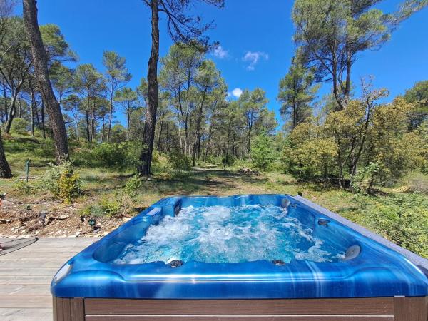 La Pinède De Venelles Jacuzzi Privatif - Aix-en-Provence