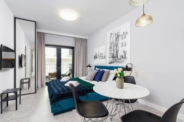 Old Town Apartment With Balcony - Rajska 3 Street - Krakow