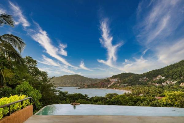 Armadillo Living Villas - Zihuatanejo