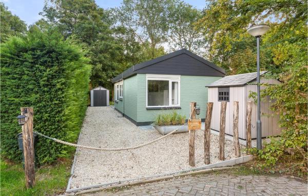 Cozy Home In Baarland With Wifi - Pays-Bas