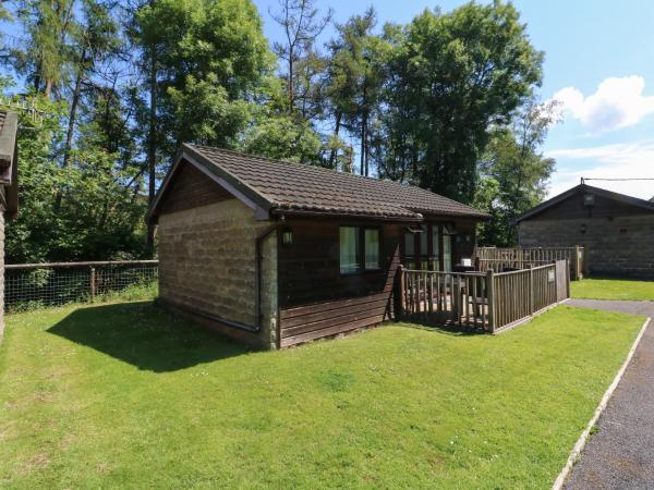 Chalet Log Cabin L7 - North Devon District