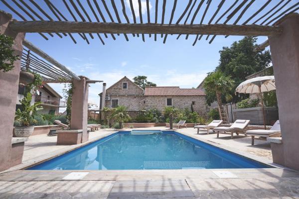 Antikes Weingut Oaza - Stari Grad