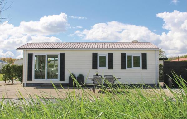 1 Bedroom Lovely Home In Sint-annaland - Netherlands