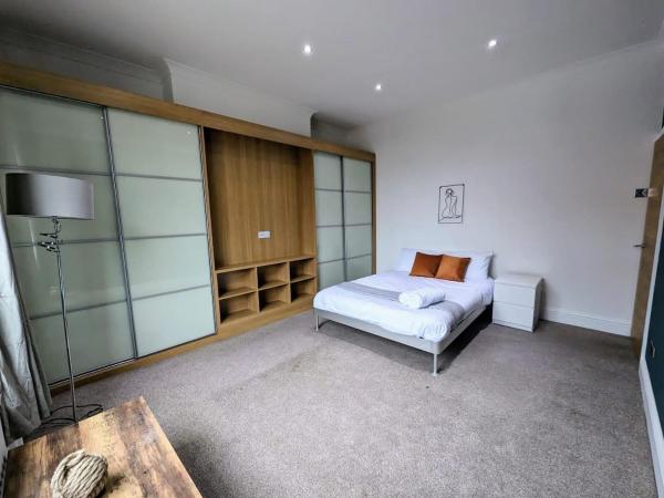 Stay At Our 3 Br House Perfect For Large Groups - South Shields