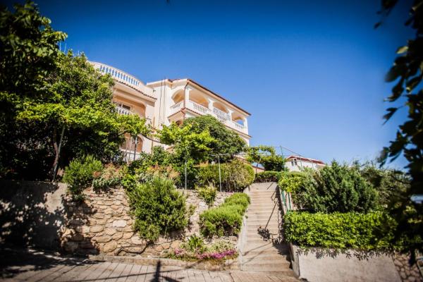 Apartment In Lopar With Sea View, Terrace, Wi-fi, Washing Machine (186-2) - Lopar