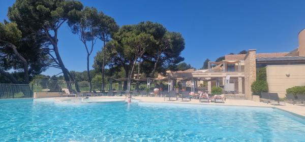 Appartement Sur Golf De L'isle-sur-la-sorgue - Cavaillon