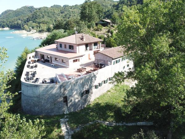 Agriturismo Incantesimo Del Lago Salto - Lazio
