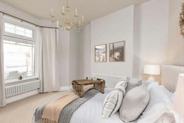 Luxury Townhouse In Cardiff City Centre, 5 Bedrooms, Up To 12 Guests - Barry