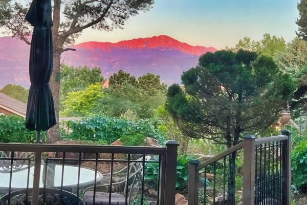 Luxury Living Near Gog Northwest Colorado Springs - Colorado Springs, CO