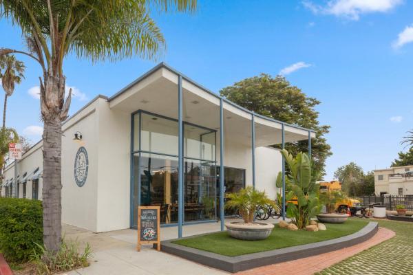 Ith Santa Barbara Beach Hostel - Santa Barbara, CA