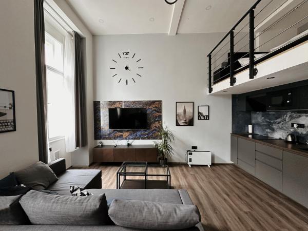 Grand Viceroy Apartments - Gothic Tower View - Praga