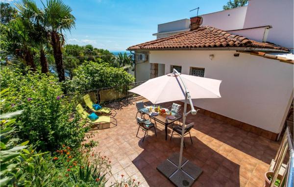 Nice Home In Opatija With Kitchen - Opatija