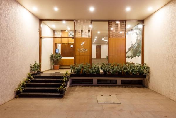 Hotel Classic Mid Town, Kolhapur Near Mahalaxmi Temple - Kolhapur