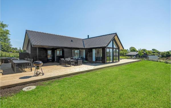 4 Bedroom Nice Home In Odder - Danimarka