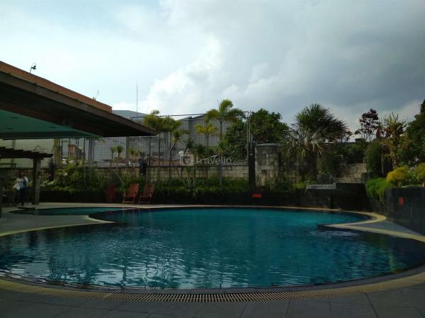 Scenic 2br At Grand Setiabudi Apartment By Travelio - Bandung