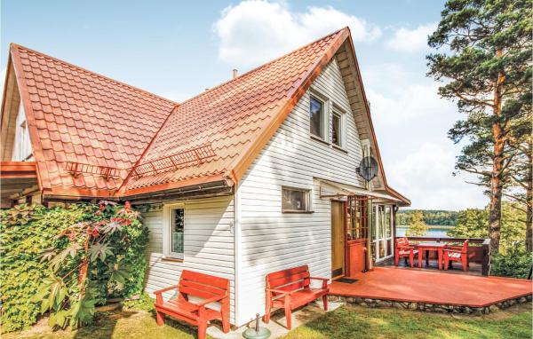Nice Home In Mragowo With Kitchen - Mazury