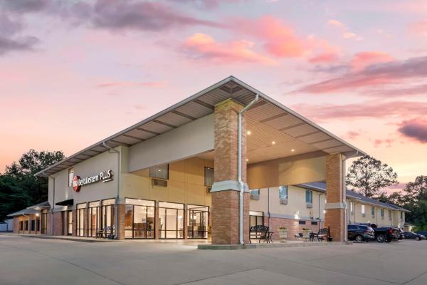 Best Western Plus Two Rivers Hotel & Suites - Alabama