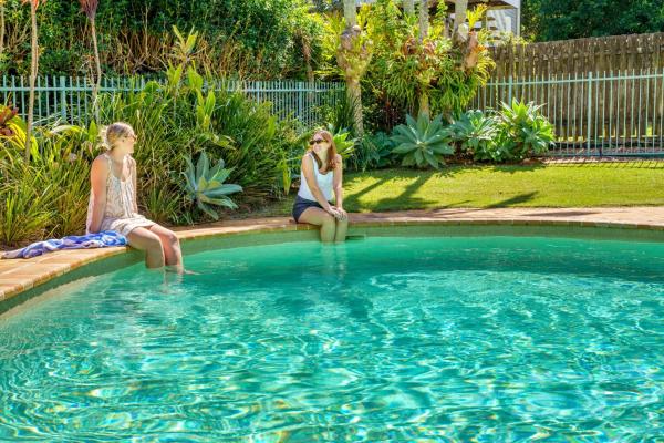 Kokomo Coastal Charm In Happy Valley - Caloundra
