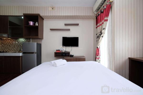 Cozy Living Studio At Pakubuwono Terrace Apartment By Travelio - Jakarta