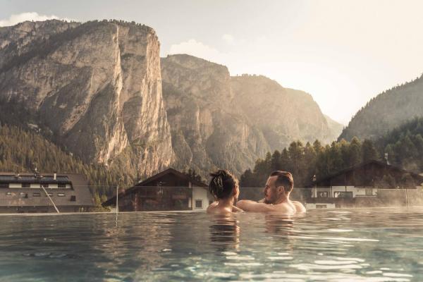 Hotel Continental Dolomites - Canazei