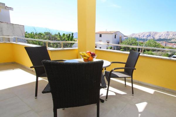 Modern Eingerichtete Apartment Für 4 Personen, Klimatisiert, Freie Parkplatz Und Wi-fi, Grillmögligkeit - B59546 - Baška