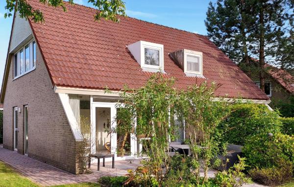 3 Bedroom Gorgeous Home In Vlagtwedde - Groningen Province
