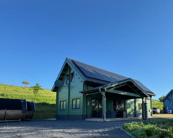 Vakantiehuis Aan Bosrand In Eifel Nabij Cochem-zell Aan De Moezel - Dichtbij De Calmont Klettersteig Bremm - Green House - Cochem