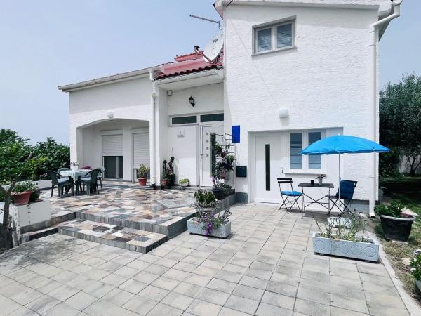 Apartments Marija With Big Garden - Ta Leut Agency - Nin