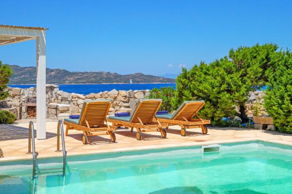 Villa Itaca - Swimming Pool By The Sea - La Maddalena