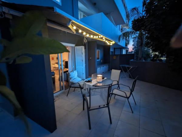 Nomad Apartment - Larnaca