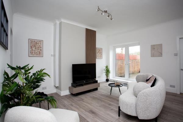 Vacant Nests The Attwood Smart Tv Wifi - Durham