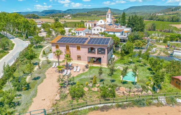 Beautiful Home In Guardiola De Fontrubí - Sant Sadurní d'Anoia