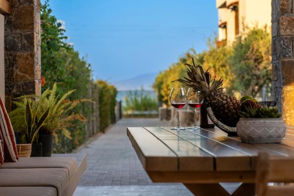 Gemm Beach House - Koutouloufari