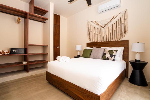 Penthouse With Private Jungle, Pool, Downtown - Paradise Beach