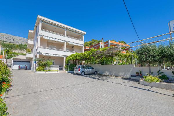 Marin Apartments - Podstrana