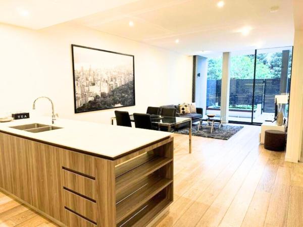 Courtyard Apartment Whi02018 - Dural