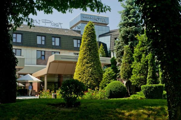 Booking Hotel & Spa - Krakow