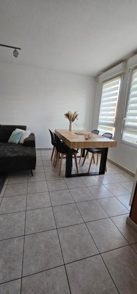 Le Cocon De Soie Superbe T3 à Vaulx En Velin - ibis Lyon Carre De Soie