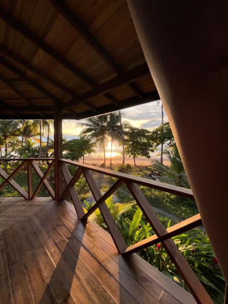 Popochos Beach Eco Lodge - チョコ