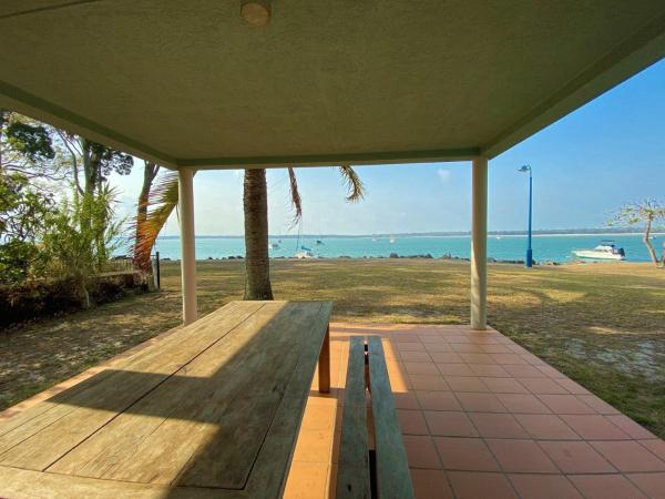 Rio Vista - Burrum Heads - Riverfront - 2br - Large Yard - Burrum Heads