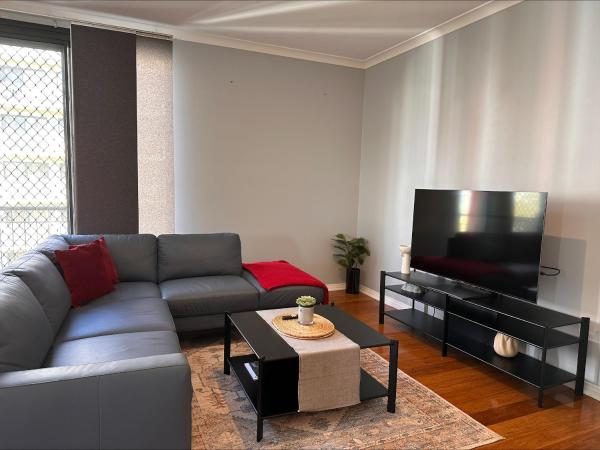 73 Peaceful &Private 2brparkng - Victoria Park