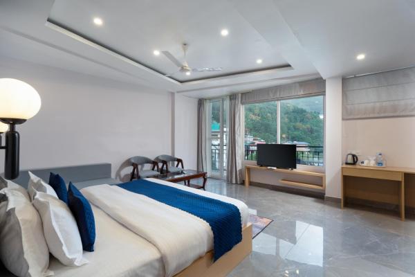 Hotel Buddha's Abode- Best Hotel In Mcleodganj Main Market - Dharamshala
