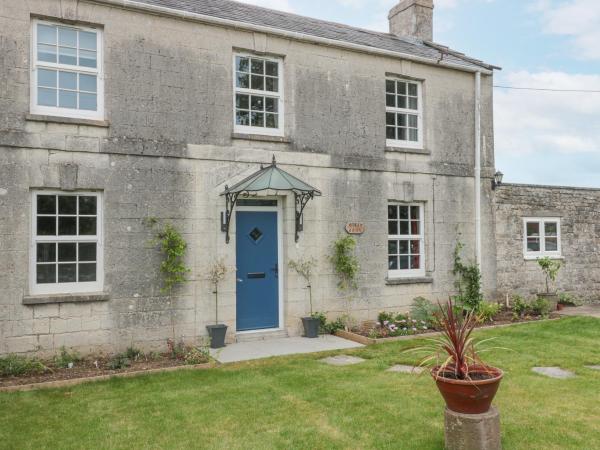 Holly Lodge - Glastonbury