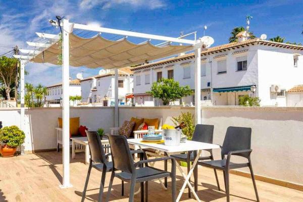 Bungalow Pink Blue - Costa Blanca