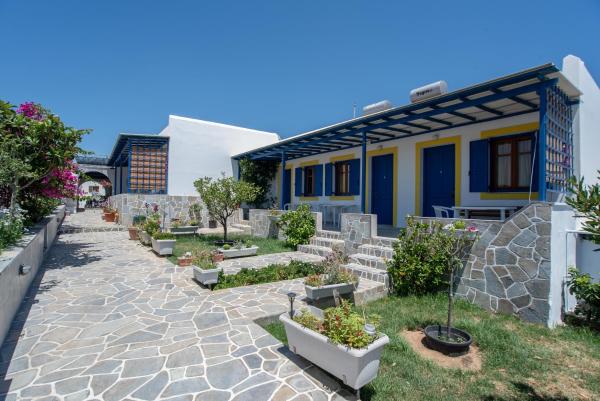 Studios Prombona To Petrino Spiti - Paros